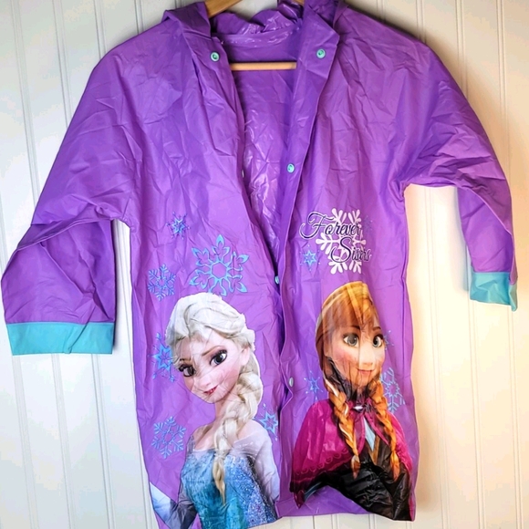 Disney | Jackets & Coats | Disney Frozen Elsa And Ana Raincoat Size L ...